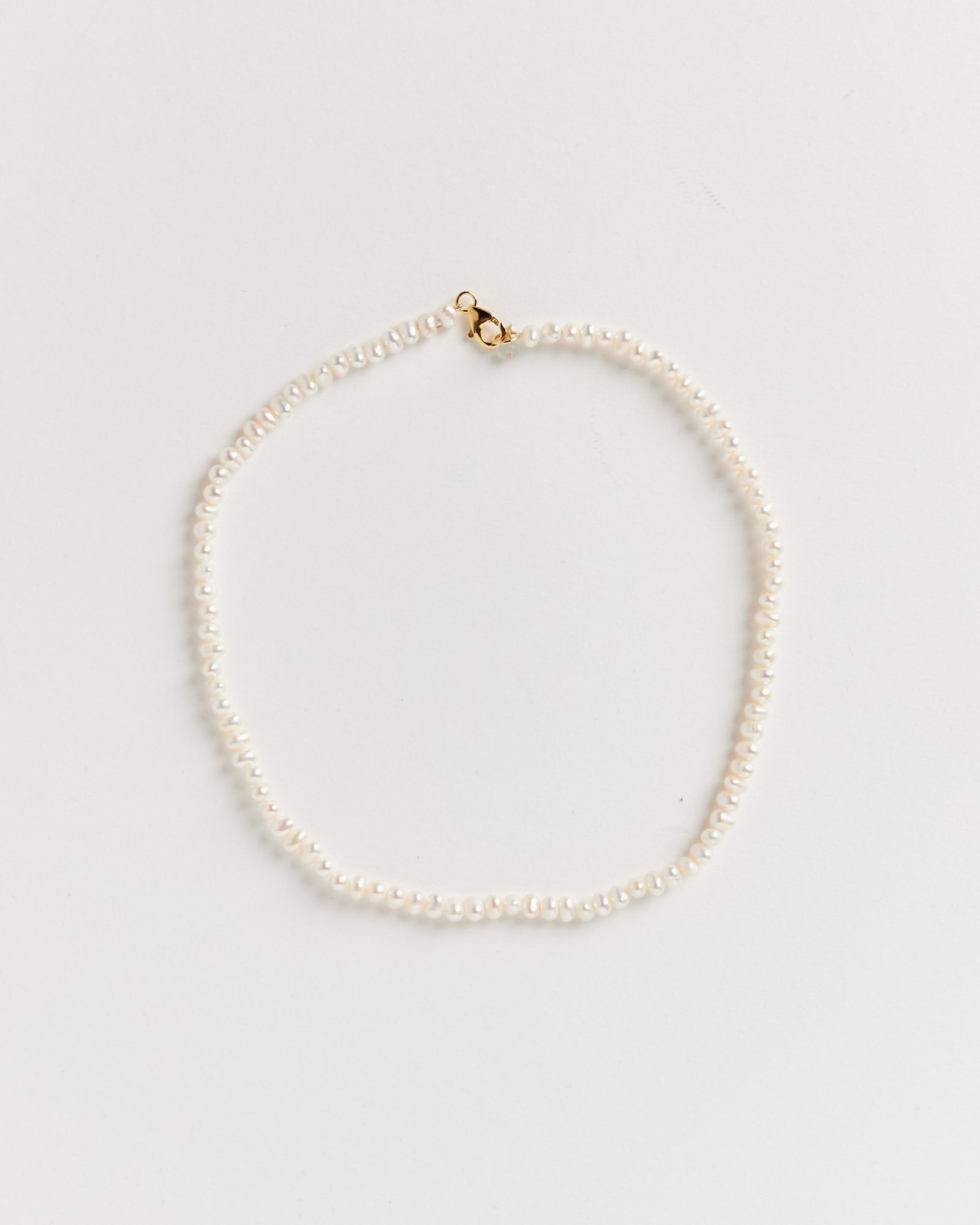Betty Necklace in Pearl/Gold – Mohawk General Store