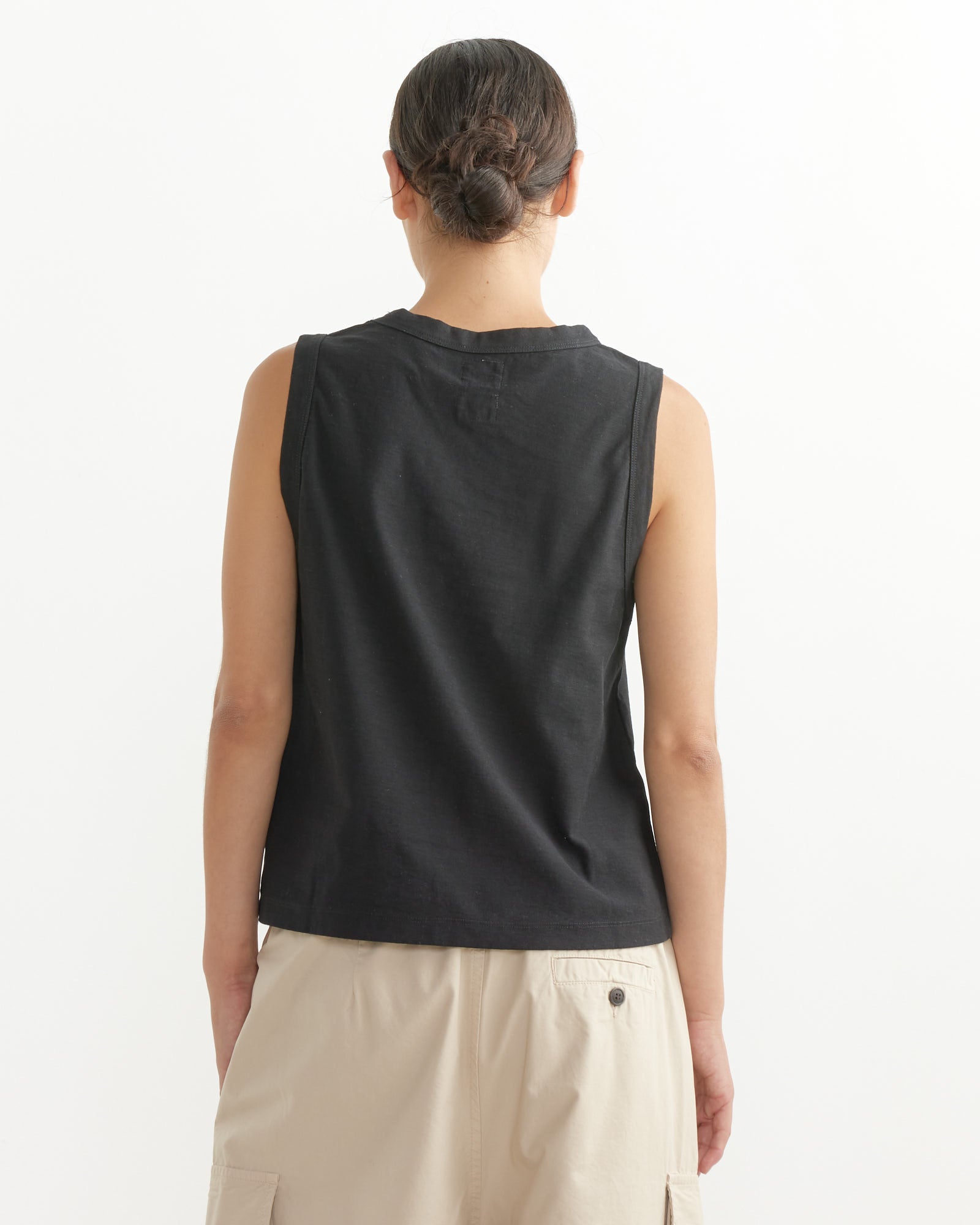 Johnny Tee in Black – Mohawk General Store