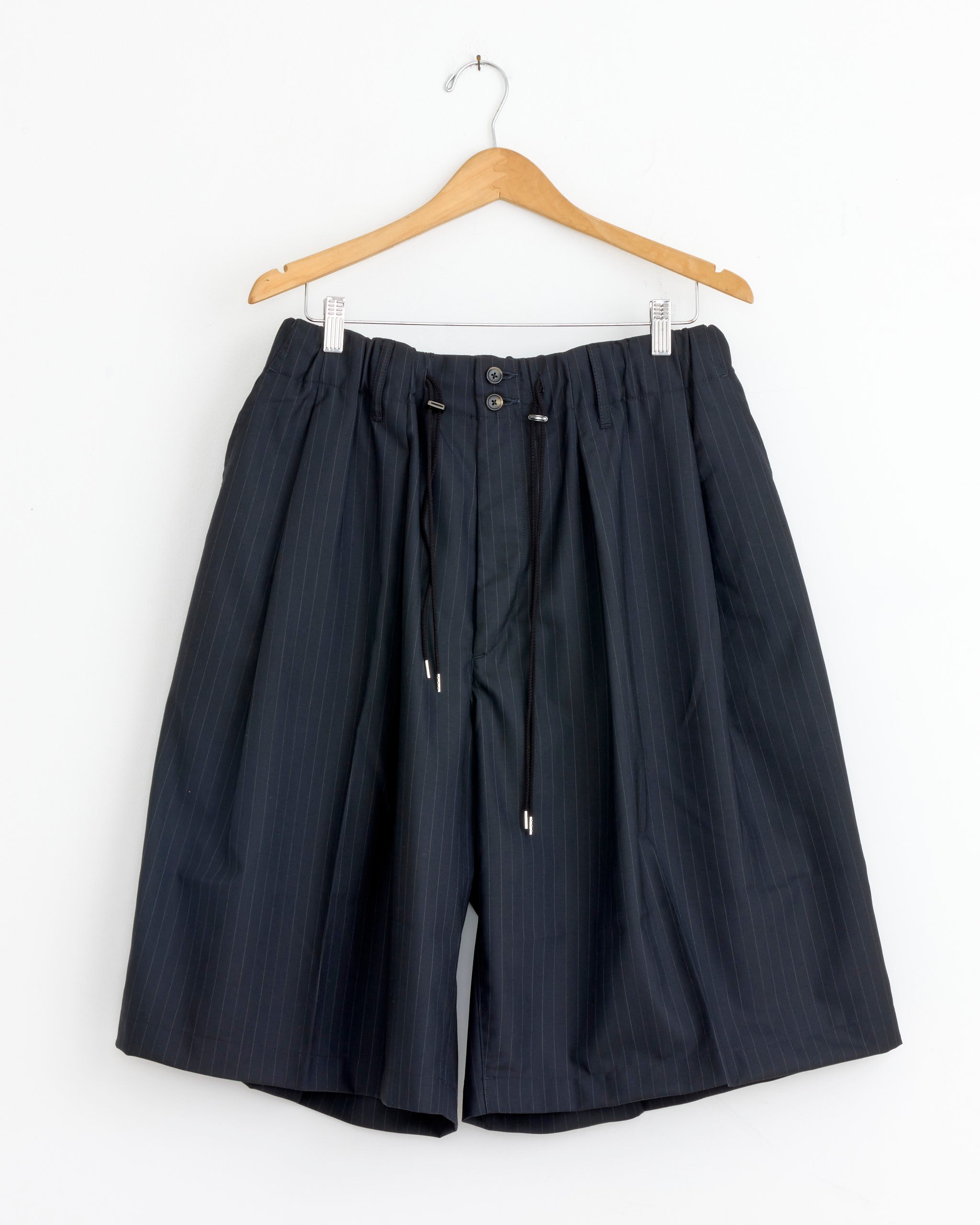 Circular Short Tropical Wool Pant in Black Stripe